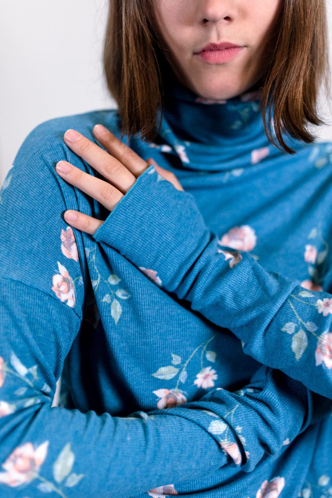 Signature turtleneck with roses | La femme MiMi